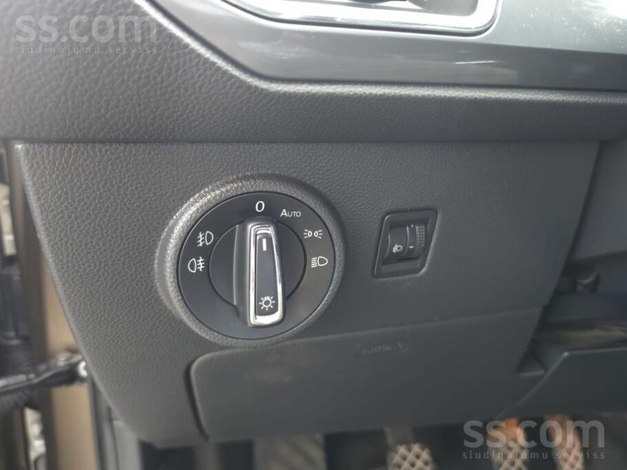 Brūns SEAT Ateca 2016 Kuldīga, ar dzinēja tilpumu 1.60 L un nobraukumu 214 tūkst. km par 9300 €, foto 14 vietnē AUTOMOTO.COM.LV