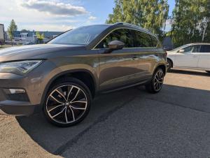 Brown SEAT Ateca 2017 in Vilnius, with an engine capacity of 1.97 L and mileage of 200 thousand km for 14500 €, photo 4 on AUTOMOTO.COM.LV