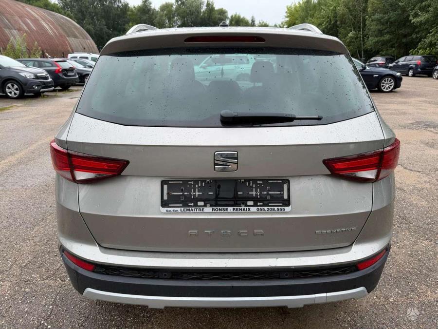Brown SEAT Ateca 2017 in Raseiniai, with an engine capacity of 1.60 L and mileage of 303 thousand km for 9300 €, photo 5 on AUTOMOTO.COM.LV