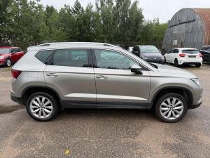 Brown SEAT Ateca 2017 in Raseiniai, with an engine capacity of 1.60 L and mileage of 303 thousand km for 9300 €, photo 7 on AUTOMOTO.COM.LV