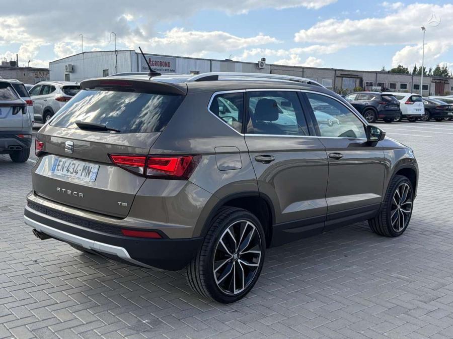 Brown SEAT Ateca 2017 in Taurage, with an engine capacity of 1.40 L and mileage of 166 thousand km for 12900 €, photo 7 on AUTOMOTO.COM.LV