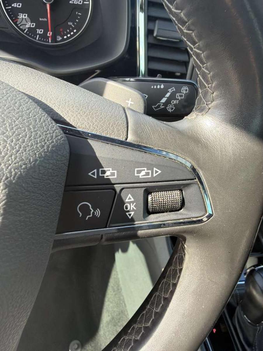 Brown SEAT Ateca 2017 in Taurage, with an engine capacity of 1.40 L and mileage of 166 thousand km for 12900 €, photo 27 on AUTOMOTO.COM.LV