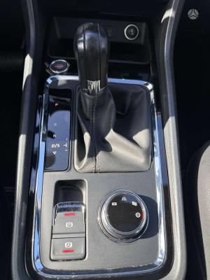Brown SEAT Ateca 2017 in Taurage, with an engine capacity of 1.40 L and mileage of 166 thousand km for 12900 €, photo 29 on AUTOMOTO.COM.LV