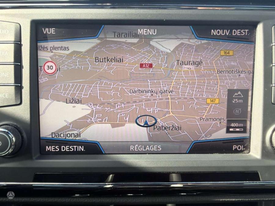 Brown SEAT Ateca 2017 in Taurage, with an engine capacity of 1.40 L and mileage of 166 thousand km for 12900 €, photo 32 on AUTOMOTO.COM.LV