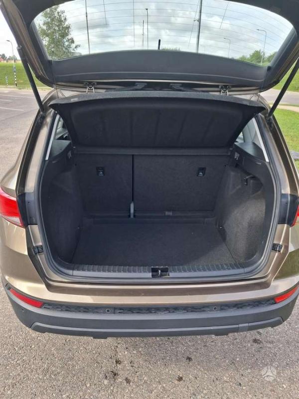 Brown SEAT Ateca 2018 in Jonava, with an engine capacity of 1.60 L and mileage of 161 thousand km for 12350 €, photo 9 on AUTOMOTO.COM.LV