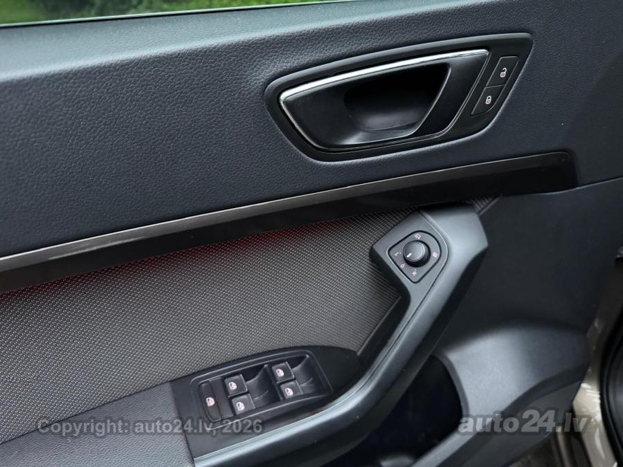 Brūns SEAT Ateca 2017 Tallina, ar dzinēja tilpumu 1.40 L un nobraukumu 137 tūkst. km par 16795 €, foto 22 vietnē AUTOMOTO.COM.LV