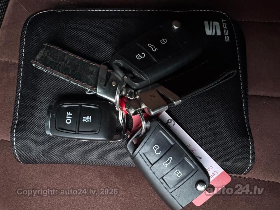 Brūns SEAT Ateca 2017 Tallina, ar dzinēja tilpumu 1.40 L un nobraukumu 137 tūkst. km par 16795 €, foto 26 vietnē AUTOMOTO.COM.LV