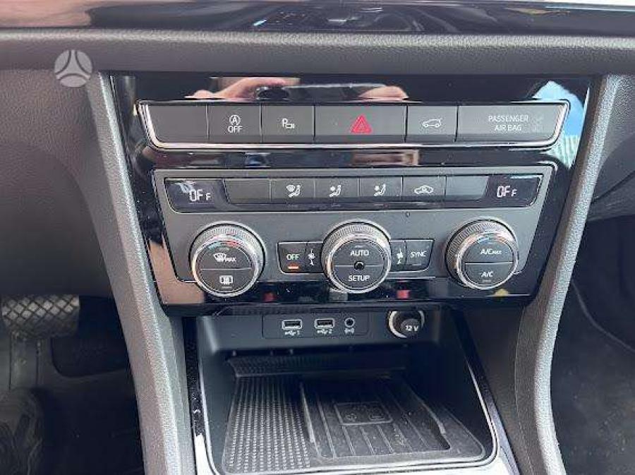SEAT Ateca 2016 in Vilnius, with an engine capacity of 1.97 L and mileage of 181 thousand km for 13590 €, photo 12 on AUTOMOTO.COM.LV