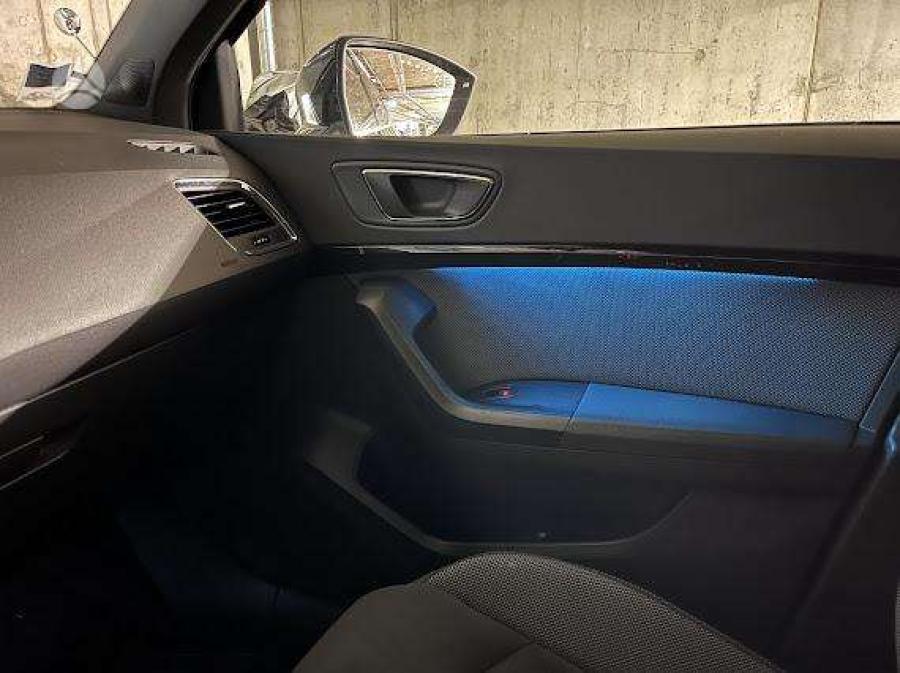 SEAT Ateca 2016 in Vilnius, with an engine capacity of 1.97 L and mileage of 181 thousand km for 13590 €, photo 16 on AUTOMOTO.COM.LV