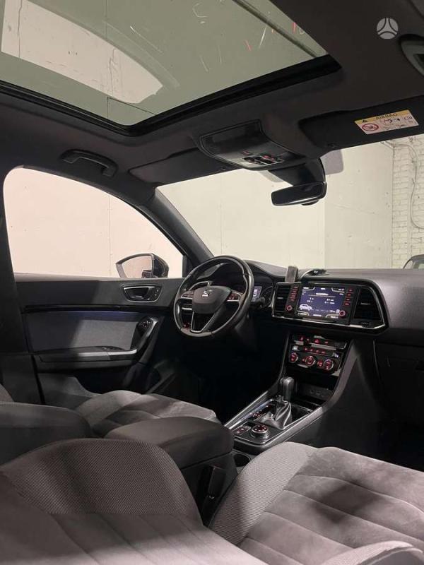 SEAT Ateca 2017 in Klaipeda on AUTOMOTO.COM.LV SEAT Ateca 2017 in Klaipeda, with an engine capacity of 0.00 L and mileage of 179 thousand km for 14990 €, photo 4 on AUTOMOTO.COM.LV