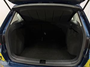 SEAT Ateca 2018 in Avizieniai, with an engine capacity of 1.00 L and mileage of 217 thousand km for 9500 €, photo 13 on AUTOMOTO.COM.LV