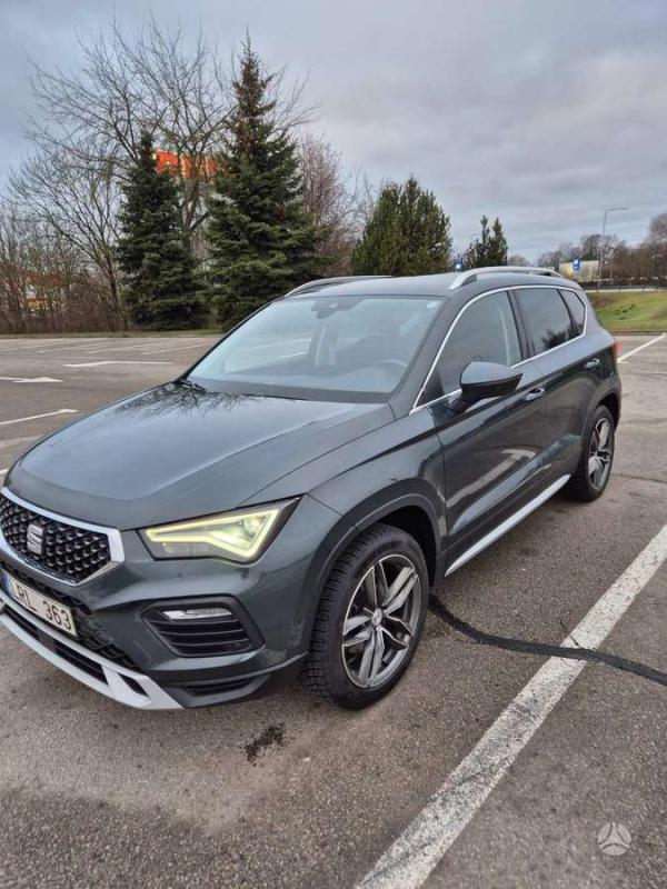 Green SEAT Ateca 2021 in Panevezys, with an engine capacity of 1.97 L and mileage of 134 thousand km for 18700 €, photo 1 on AUTOMOTO.COM.LV