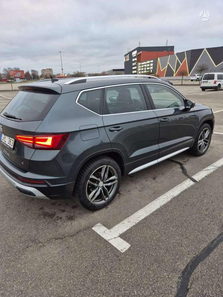 Zaļš SEAT Ateca 2021 Panevēža, ar dzinēja tilpumu 1.97 L un nobraukumu 134 tūkst. km par 18700 €, foto 4 vietnē AUTOMOTO.COM.LV