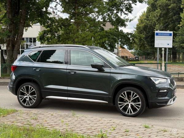 Green SEAT Ateca 2022 in Taurage, with an engine capacity of 1.97 L and mileage of 250 thousand km for 14500 €, photo 5 on AUTOMOTO.COM.LV