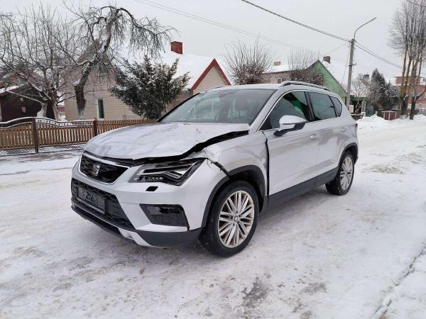 Grey SEAT Ateca 2016 in Siauliai, with an engine capacity of 1.97 L and mileage of 210 thousand km for 7850 €, photo 2 on AUTOMOTO.COM.LV