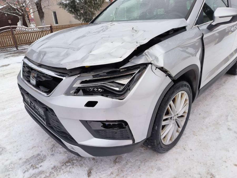 Pelēks SEAT Ateca 2016 Šauļi, ar dzinēja tilpumu 1.97 L un nobraukumu 210 tūkst. km par 7850 €, foto 6 vietnē AUTOMOTO.COM.LV