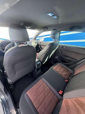Grey SEAT Ateca 2016 in Kaunas, with an engine capacity of 1.97 L and mileage of 216 thousand km for 13999 €, photo 8 on AUTOMOTO.COM.LV