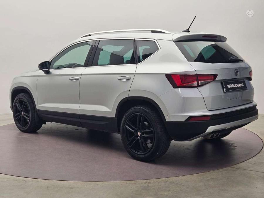 Grey SEAT Ateca 2017 in Panevezys, with an engine capacity of 1.97 L and mileage of 102 thousand km for 16990 €, photo 4 on AUTOMOTO.COM.LV