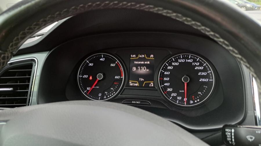 Grey SEAT Ateca 2017 in Riga, with an engine capacity of 1.60 L and mileage of 186 thousand km for 13990 €, photo 13 on AUTOMOTO.COM.LV