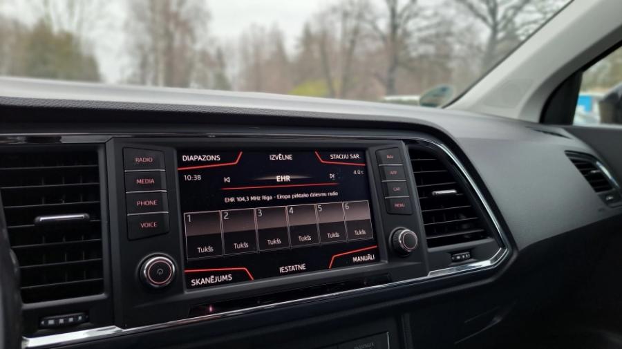Grey SEAT Ateca 2017 in Riga, with an engine capacity of 1.60 L and mileage of 186 thousand km for 13990 €, photo 20 on AUTOMOTO.COM.LV