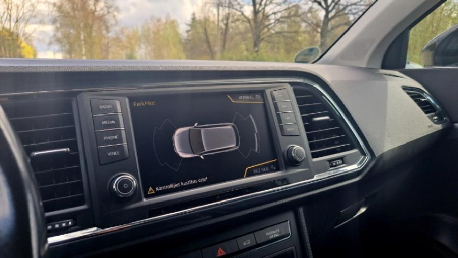Grey SEAT Ateca 2017 in Riga, with an engine capacity of 1.60 L and mileage of 186 thousand km for 13990 €, photo 27 on AUTOMOTO.COM.LV