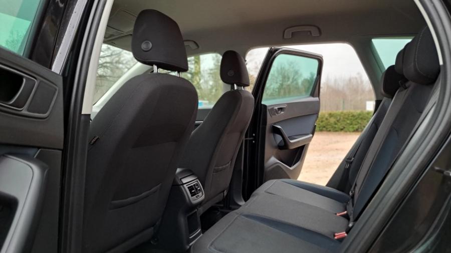 Grey SEAT Ateca 2017 in Riga, with an engine capacity of 1.60 L and mileage of 186 thousand km for 13990 €, photo 28 on AUTOMOTO.COM.LV