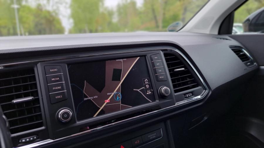 Grey SEAT Ateca 2017 in Riga, with an engine capacity of 1.60 L and mileage of 186 thousand km for 13990 €, photo 29 on AUTOMOTO.COM.LV