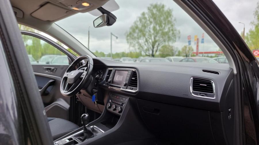 Grey SEAT Ateca 2017 in Riga, with an engine capacity of 1.60 L and mileage of 186 thousand km for 13990 €, photo 85 on AUTOMOTO.COM.LV