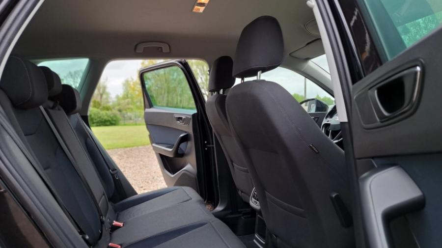 Grey SEAT Ateca 2017 in Riga, with an engine capacity of 1.60 L and mileage of 186 thousand km for 13990 €, photo 89 on AUTOMOTO.COM.LV