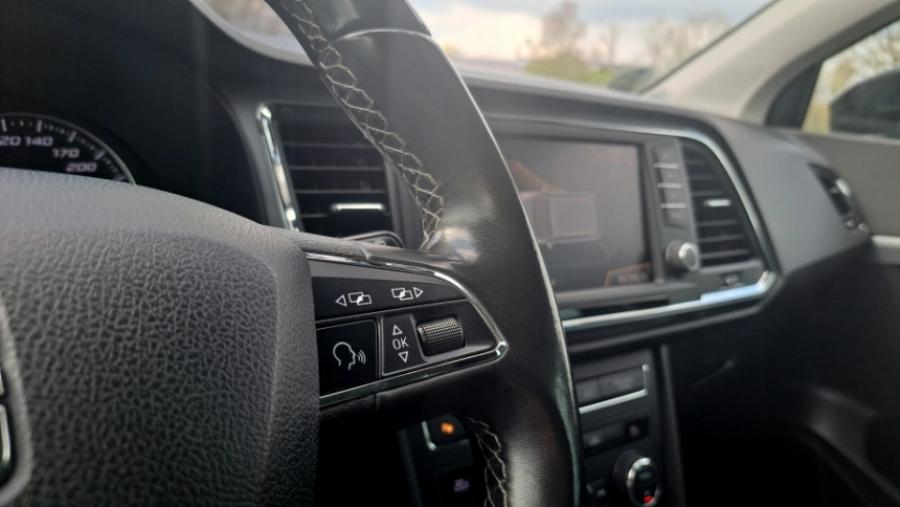 Grey SEAT Ateca 2017 in Riga, with an engine capacity of 1.60 L and mileage of 186 thousand km for 13990 €, photo 91 on AUTOMOTO.COM.LV
