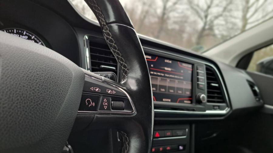 Grey SEAT Ateca 2017 in Riga, with an engine capacity of 1.60 L and mileage of 186 thousand km for 13990 €, photo 92 on AUTOMOTO.COM.LV