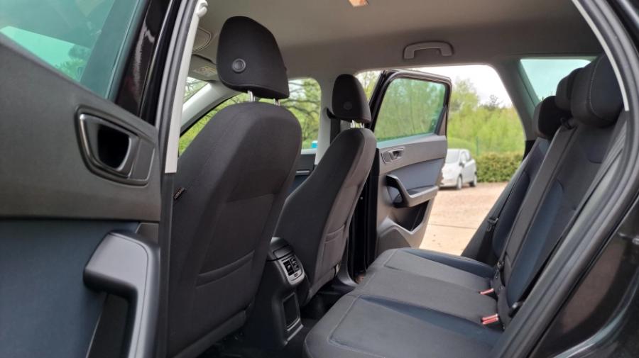 Grey SEAT Ateca 2017 in Riga, with an engine capacity of 1.60 L and mileage of 186 thousand km for 13990 €, photo 93 on AUTOMOTO.COM.LV