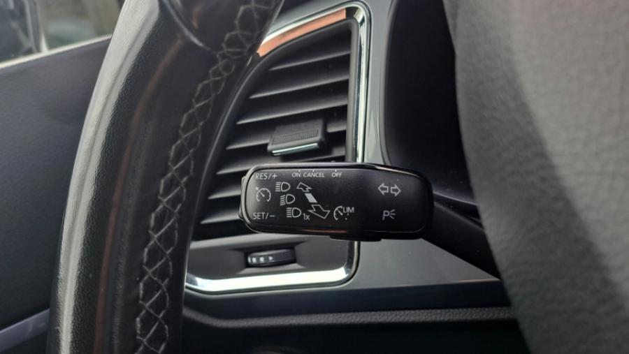Grey SEAT Ateca 2017 in Riga, with an engine capacity of 1.60 L and mileage of 186 thousand km for 13990 €, photo 95 on AUTOMOTO.COM.LV