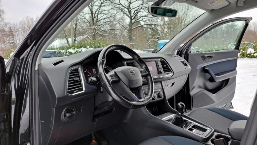 Grey SEAT Ateca 2017 in Riga, with an engine capacity of 1.60 L and mileage of 186 thousand km for 13990 €, photo 110 on AUTOMOTO.COM.LV