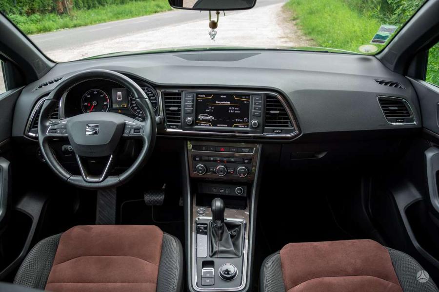 Grey SEAT Ateca 2017 in Elektrenai, with an engine capacity of 1.97 L and mileage of 230 thousand km for 13880 €, photo 20 on AUTOMOTO.COM.LV