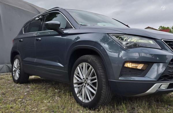 Grey SEAT Ateca 2017 in Kaunas, with an engine capacity of 1.97 L and mileage of 289 thousand km for 11550 €, photo 3 on AUTOMOTO.COM.LV