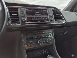 Grey SEAT Ateca 2017 in Kaunas, with an engine capacity of 1.97 L and mileage of 289 thousand km for 11550 €, photo 13 on AUTOMOTO.COM.LV