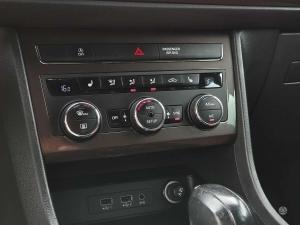 Grey SEAT Ateca 2017 in Kaunas, with an engine capacity of 1.97 L and mileage of 289 thousand km for 11550 €, photo 14 on AUTOMOTO.COM.LV