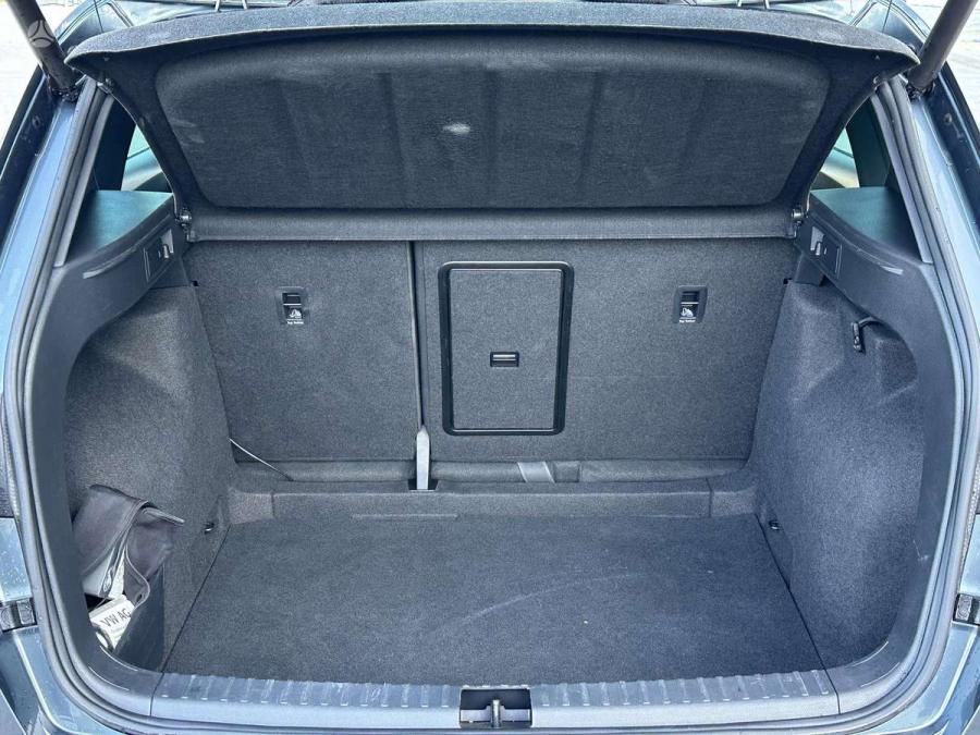 Grey SEAT Ateca 2017 in Kaunas, with an engine capacity of 1.97 L and mileage of 157 thousand km for 14700 €, photo 20 on AUTOMOTO.COM.LV
