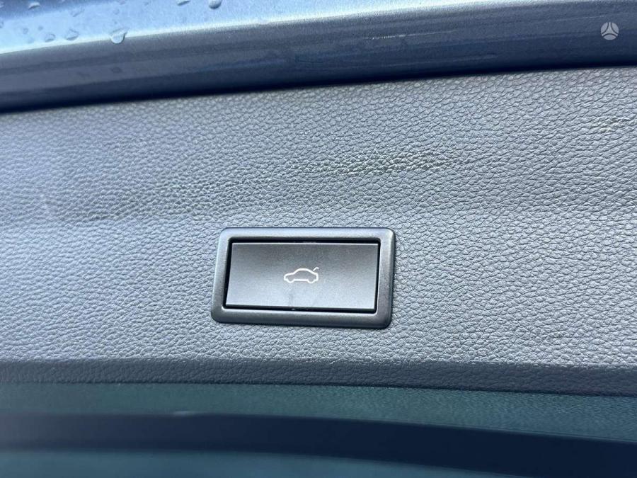 Grey SEAT Ateca 2017 in Kaunas, with an engine capacity of 1.97 L and mileage of 157 thousand km for 14700 €, photo 21 on AUTOMOTO.COM.LV