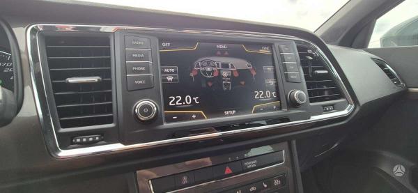 Grey SEAT Ateca 2017 in Kaunas, with an engine capacity of 1.97 L and mileage of 290 thousand km for 11550 €, photo 11 on AUTOMOTO.COM.LV