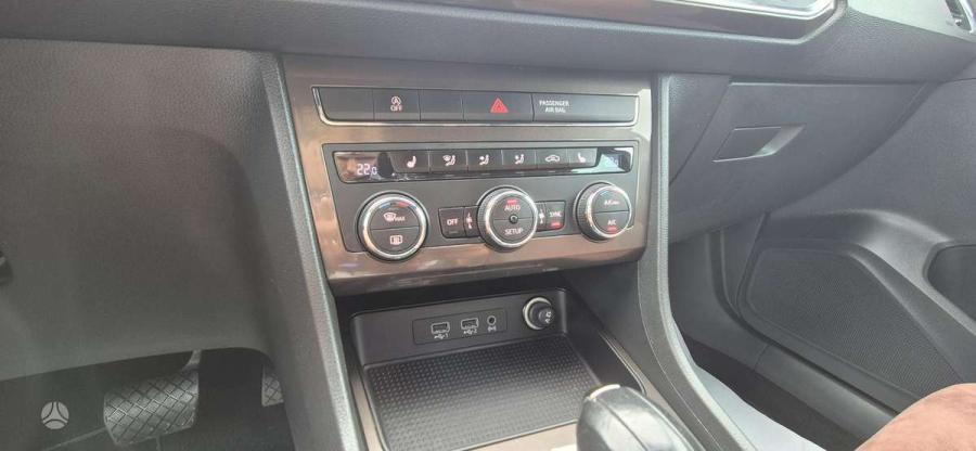 Pelēks SEAT Ateca 2017 Kauņa, ar dzinēja tilpumu 1.97 L un nobraukumu 290 tūkst. km par 11550 €, foto 12 vietnē AUTOMOTO.COM.LV