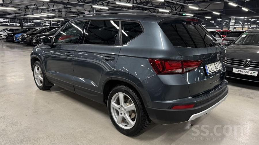 Pelēks SEAT Ateca 2018 Rīga, ar dzinēja tilpumu 1.60 L un nobraukumu 158 tūkst. km par 12900 €, foto 3 vietnē AUTOMOTO.COM.LV