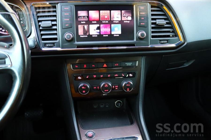 Grey SEAT Ateca 2018 in Riga, with an engine capacity of 2.00 L and mileage of 103 thousand km for 18490 €, photo 12 on AUTOMOTO.COM.LV