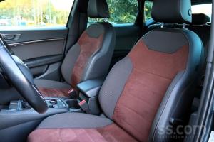 Grey SEAT Ateca 2018 in Riga, with an engine capacity of 2.00 L and mileage of 103 thousand km for 18490 €, photo 27 on AUTOMOTO.COM.LV
