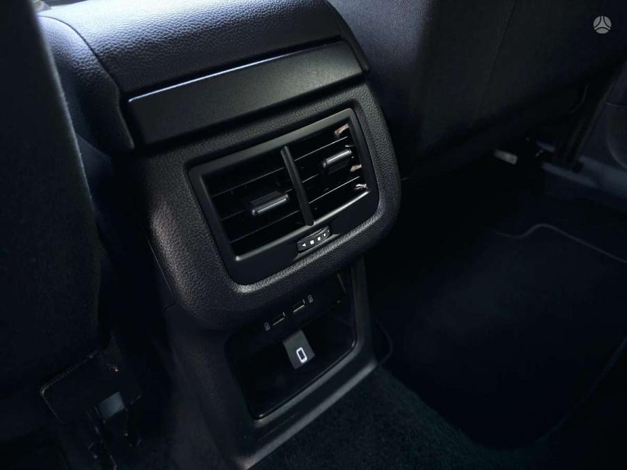 Pelēks SEAT Ateca 2018 Šauļi, ar dzinēja tilpumu 1.50 L un nobraukumu 162 tūkst. km par 11200 €, foto 25 vietnē AUTOMOTO.COM.LV