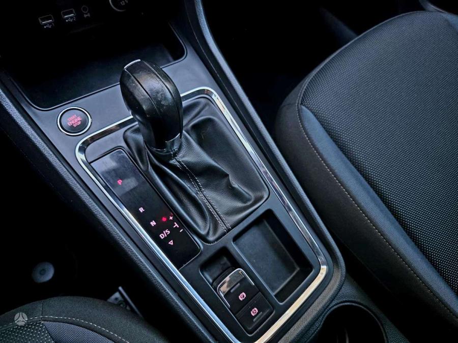 Pelēks SEAT Ateca 2018 Šauļi, ar dzinēja tilpumu 1.50 L un nobraukumu 162 tūkst. km par 11200 €, foto 31 vietnē AUTOMOTO.COM.LV
