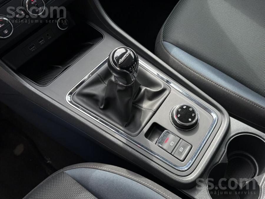 Серый Сеат Ateca 2018 в Тукумс, объемом двигателя 2.00 л и пробегом 200 тыс. км за 11999 €, фото 15 на AUTOMOTO.COM.LV