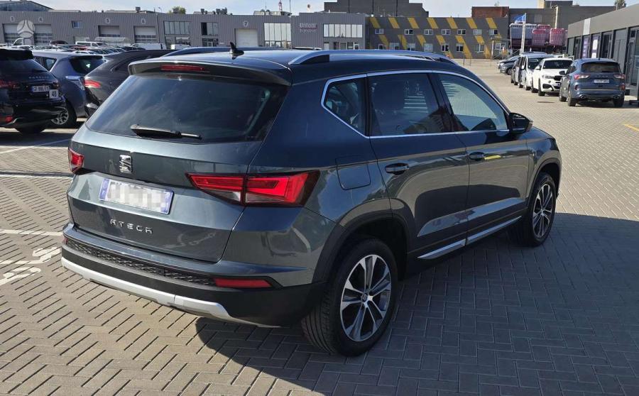 Grey SEAT Ateca 2018 in Taurage, with an engine capacity of 1.60 L and mileage of 207 thousand km for 9600 €, photo 5 on AUTOMOTO.COM.LV