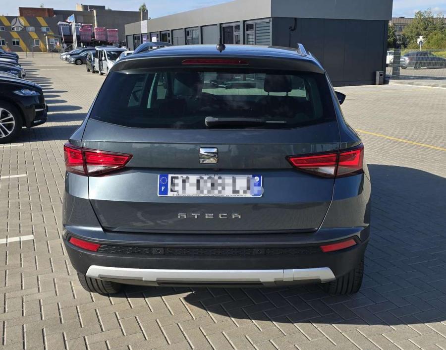 Grey SEAT Ateca 2018 in Taurage, with an engine capacity of 1.60 L and mileage of 207 thousand km for 9600 €, photo 9 on AUTOMOTO.COM.LV